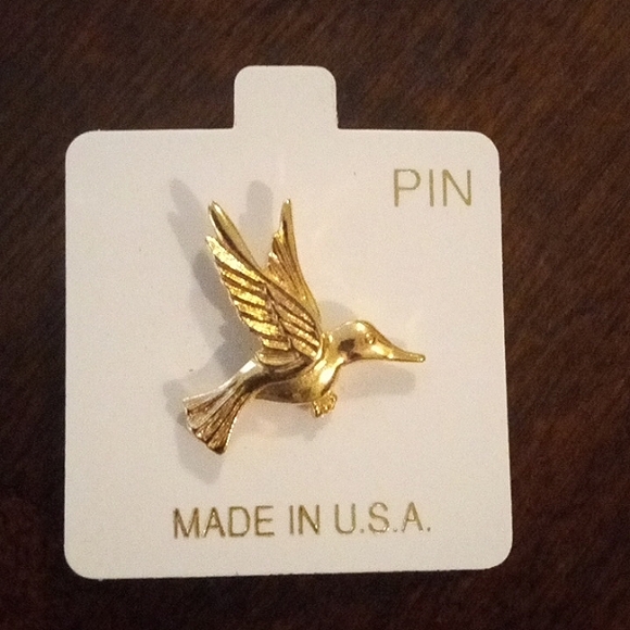 Jewelry | 110 Hummingbird Pin | Poshmark